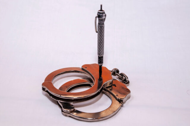 Handcuff key extender: It's an Amazing tool, but do you need it?