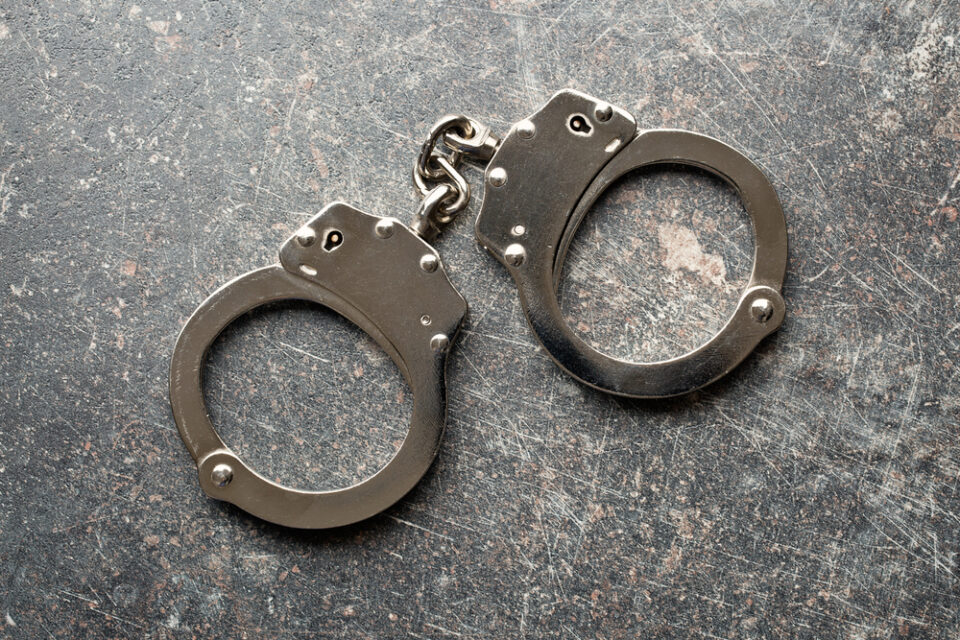 5 Best Police Officer Handcuffs on the Market